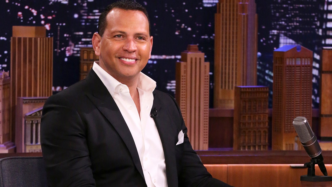 Alex Rodriguez's coronavirus quarantine reading list is full of ...