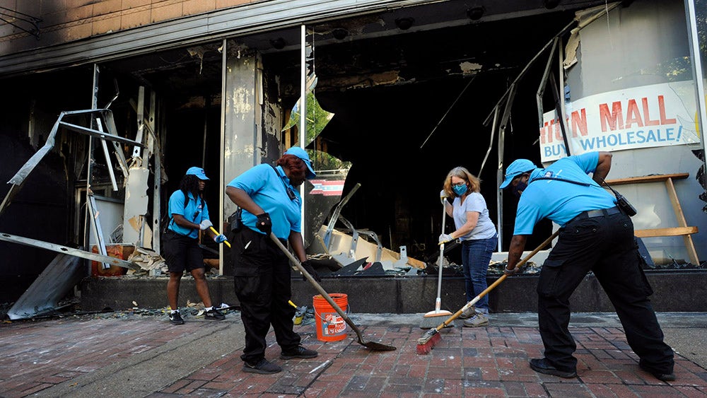 After looting and riots, volunteers help businesses clean up | Fox Business
