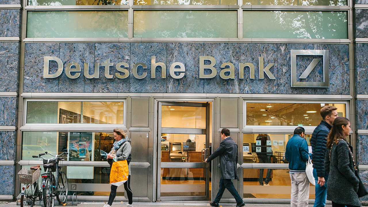 Deutsche Bank sets July 2021 office return date for U.S. employees ...