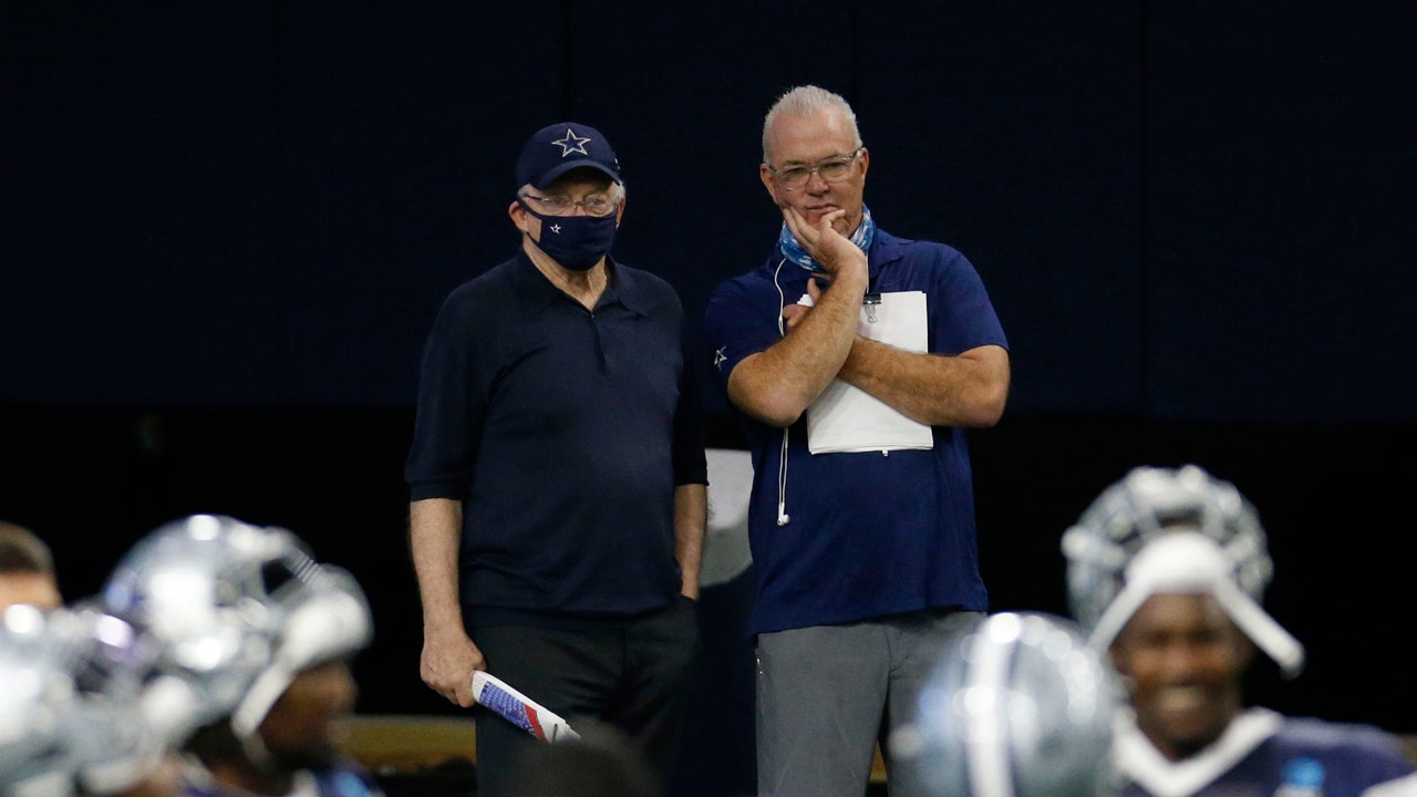 Cowboys owner Jerry Jones softens on protests, says players 'need help ...