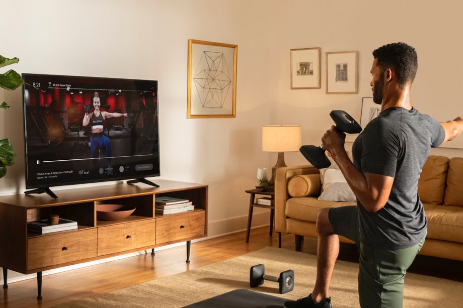 Peloton sales growth booms amid new COVID case spike, lockdowns | Fox ...