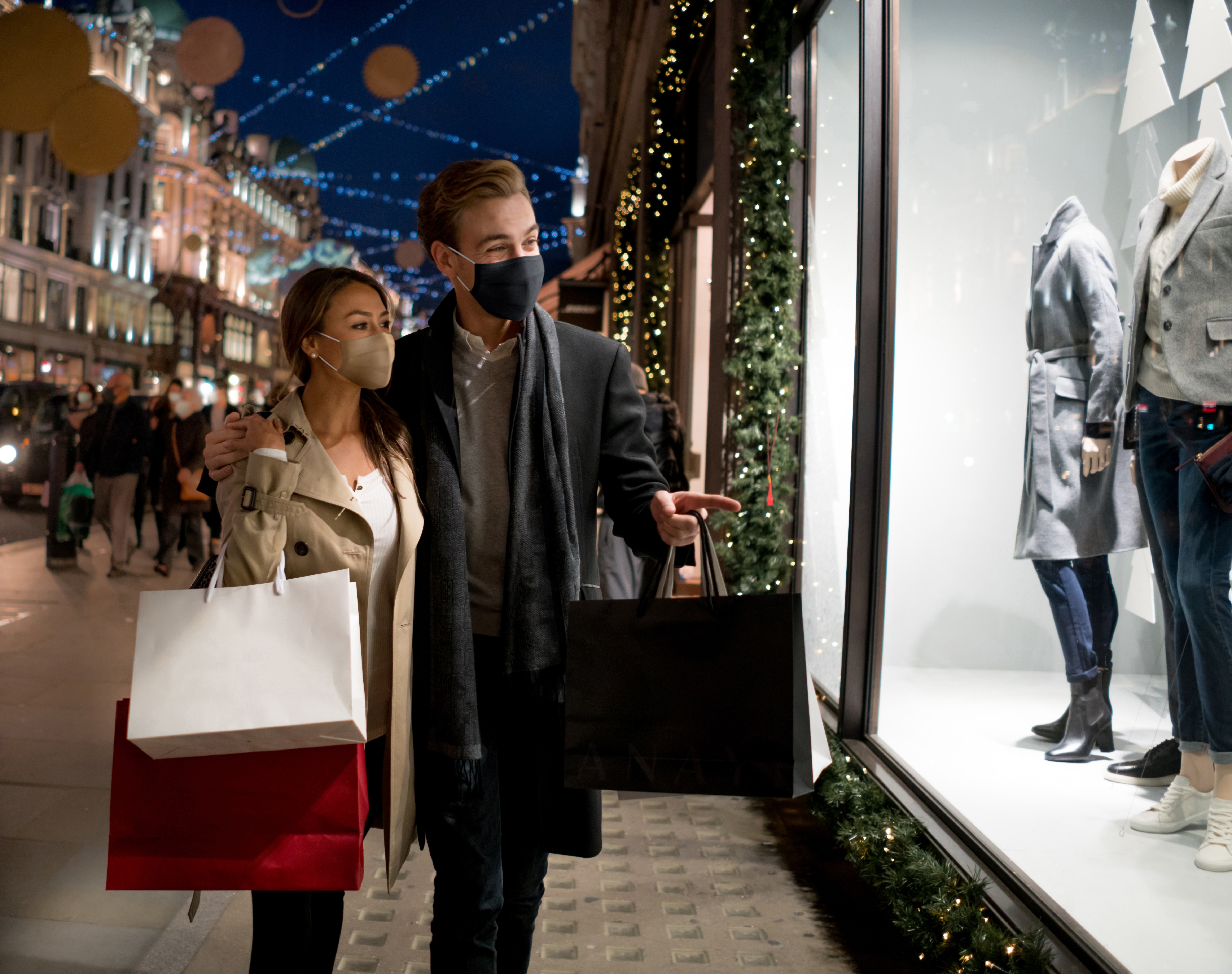 Coronavirus drives holiday gift spending to a 4-year low, according to ...