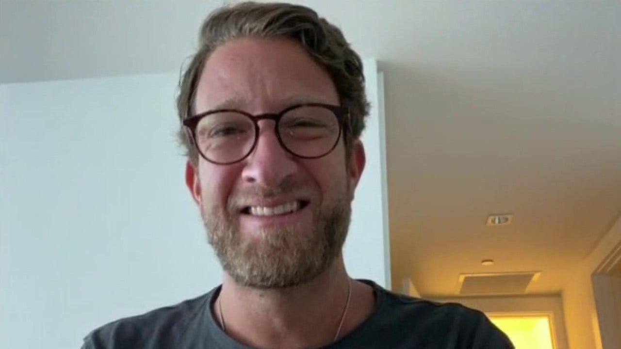 Barstool Sports founder Portnoy urges amateur investors to trust their ...