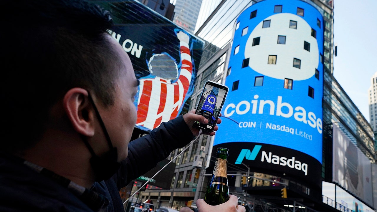 Supreme Court rules in favor of Coinbase in arbitration dispute | Fox ... Supreme Court rules in favor of Coinbase in arbitration dispute | Fox ...
