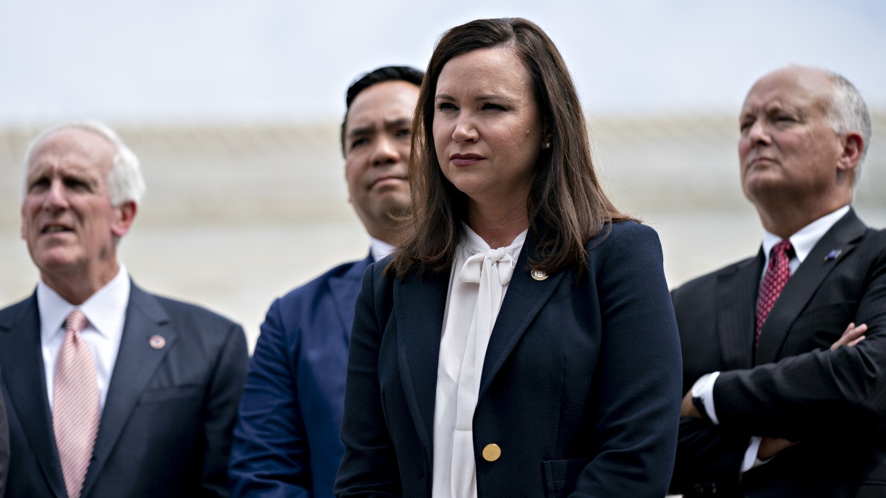 Florida attorney general combats 'smash-and-grab' robberies, organized ...