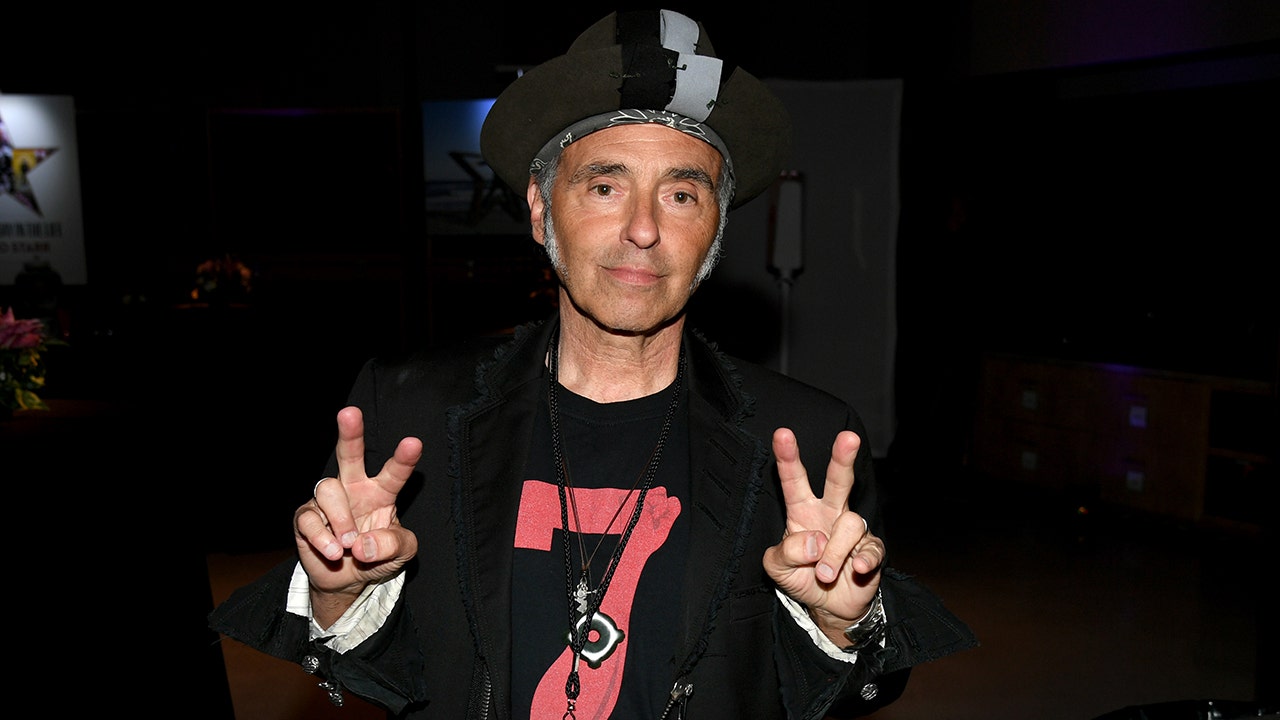 Bruce Springsteen guitarist Nils Lofgren joins Neil Young, Joni ...