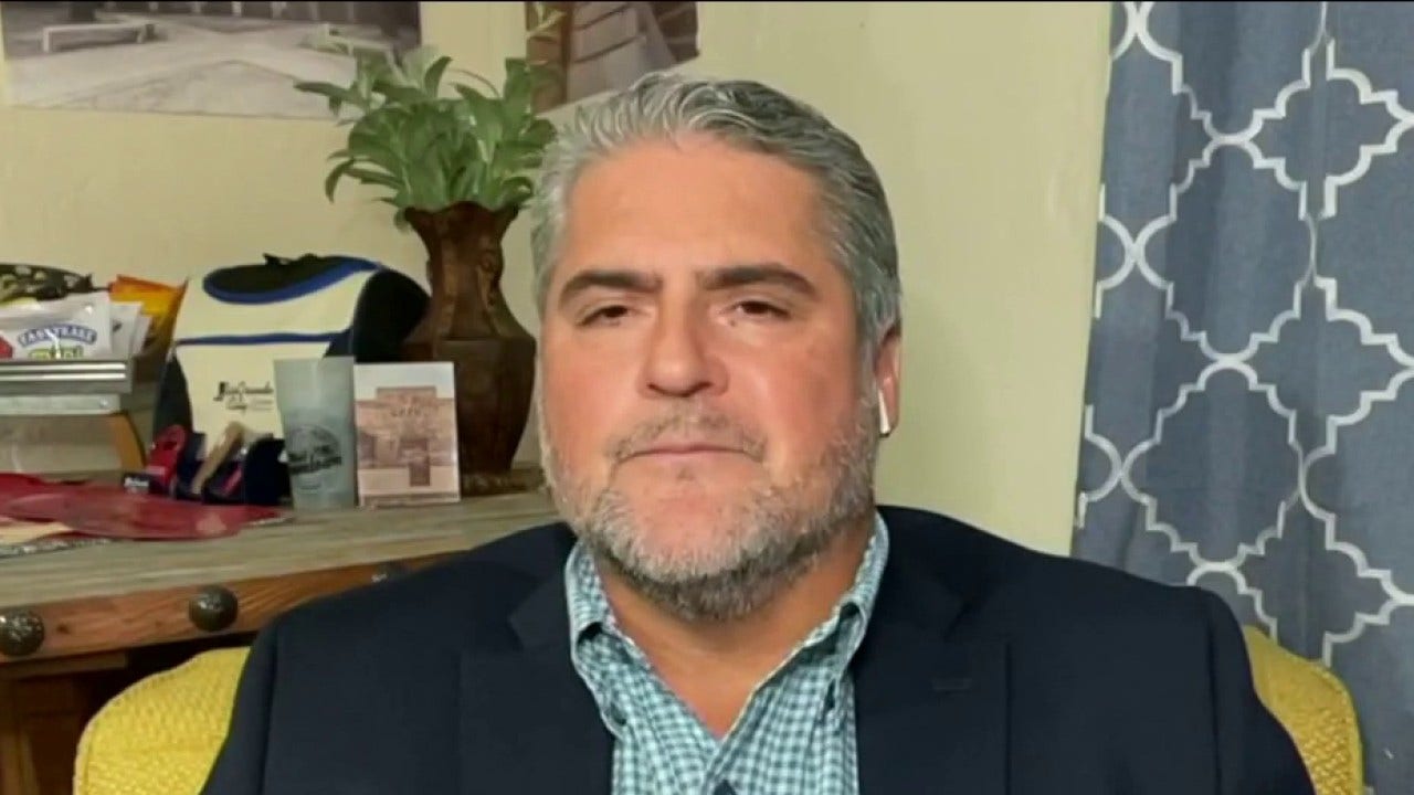 Texas border mayor blames both parties for migrant crisis: 'Asinine ...