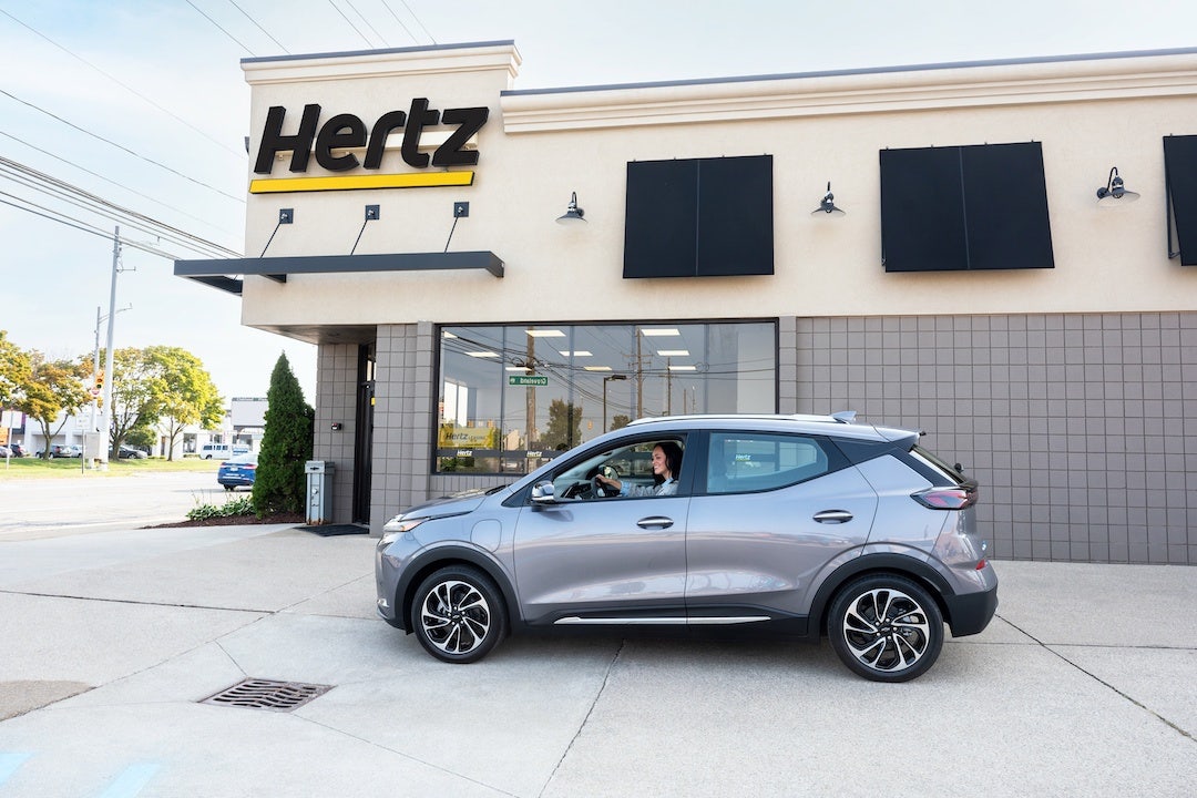 Hertz to order 175K electric vehicles from General Motors through 2027 ...