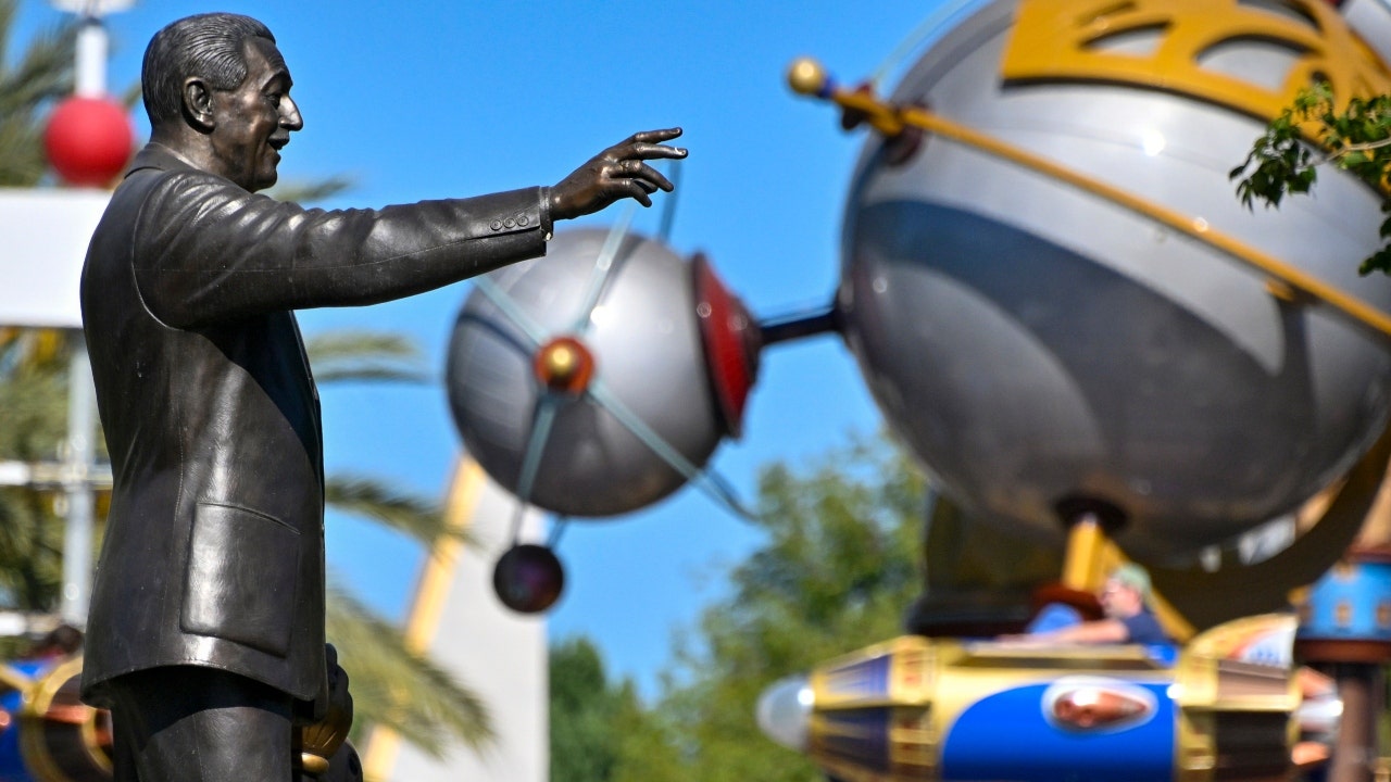 Disney pushes back on Nelson Peltz | Fox Business