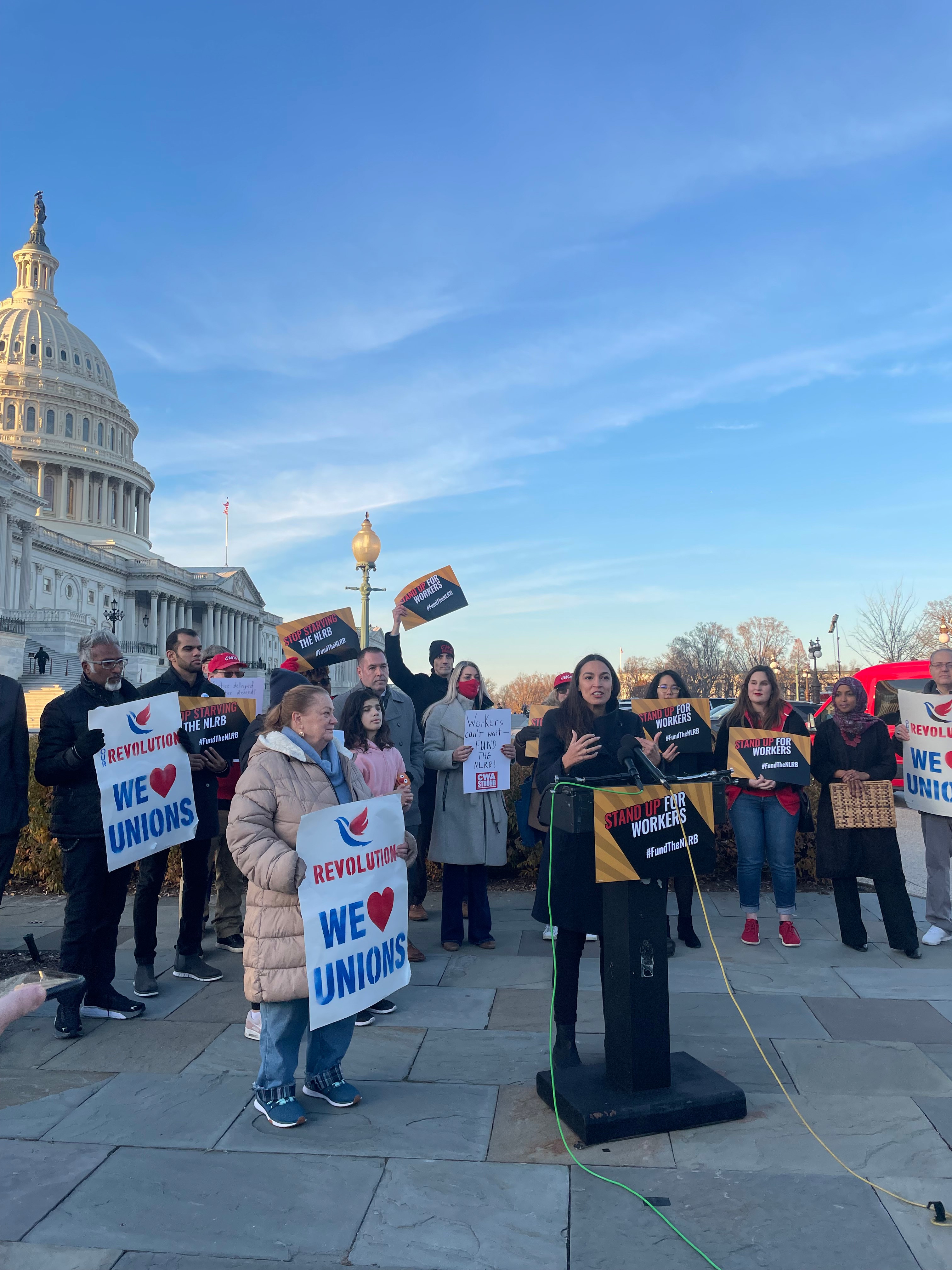 Progressive Democrats push for $300 million in labor union funding in ...