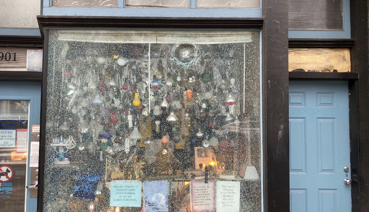 ‘Angry’ Portland business owner concerned about vandalism against Islam ...