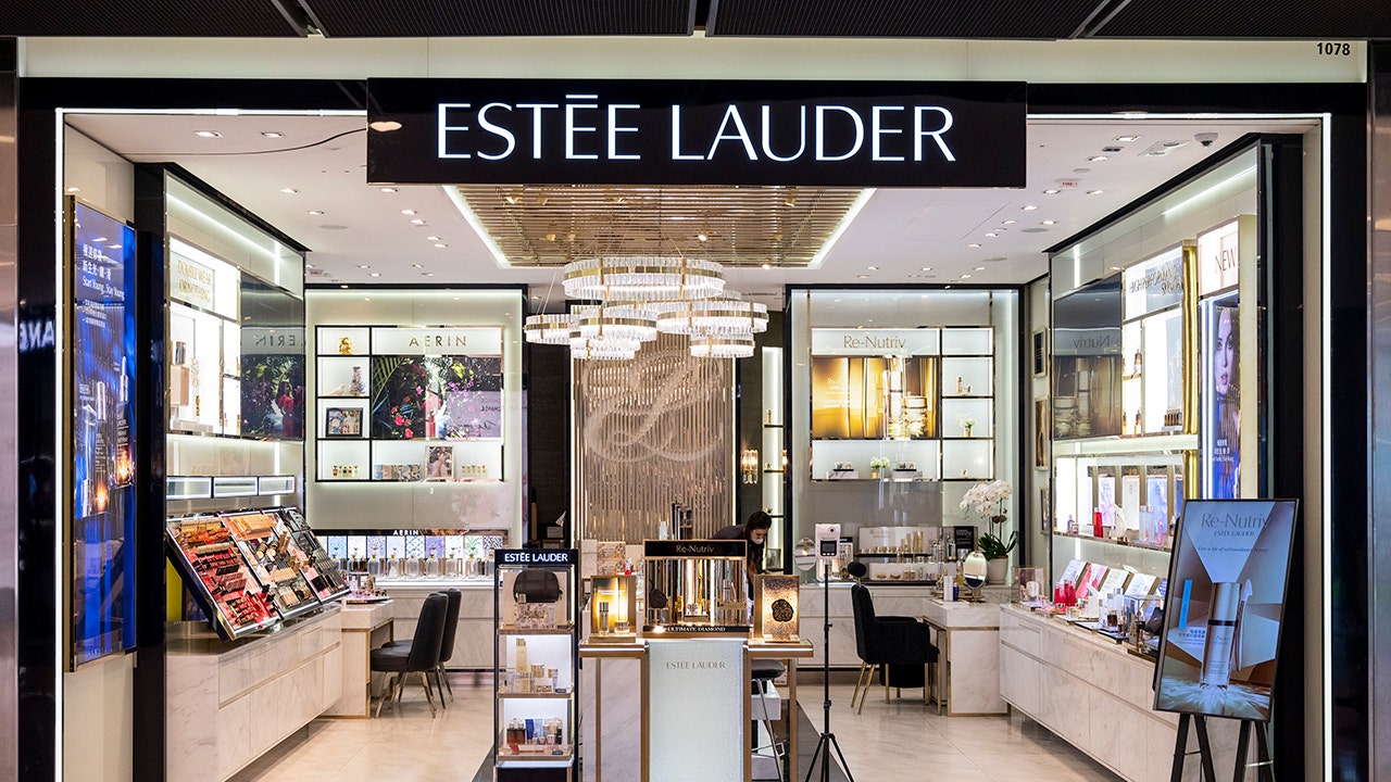 Cosmetics company Estee Lauder to slash 3-5% of positions | Fox Business
