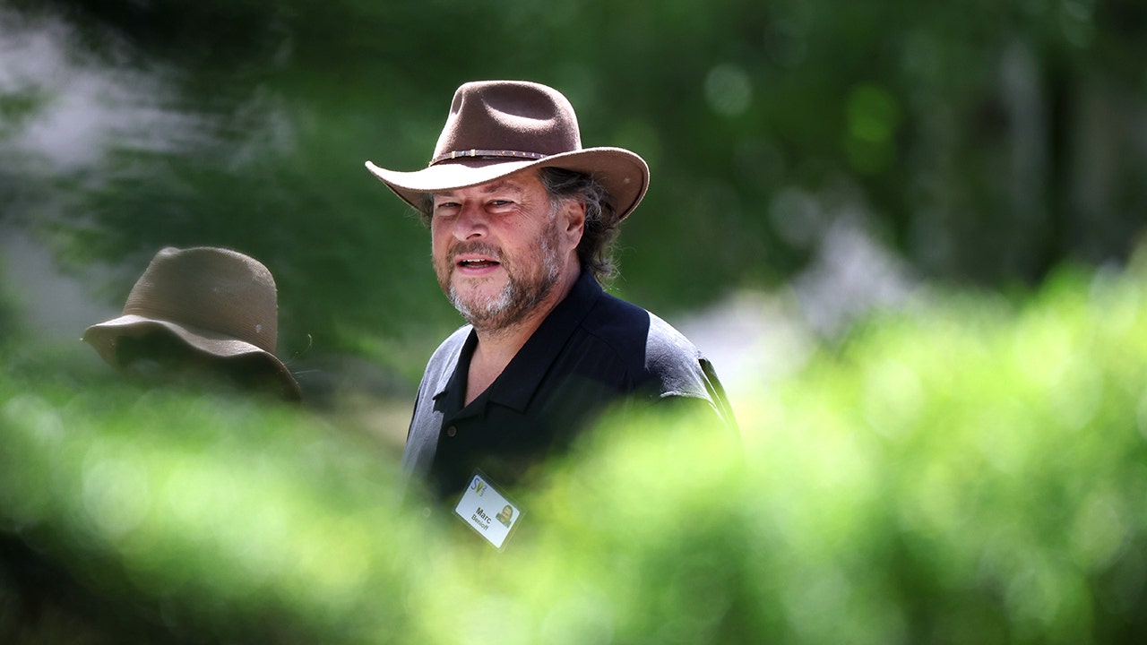 Salesforce's Marc Benioff sends Hawaii hospitals a $150M gift | Fox ...