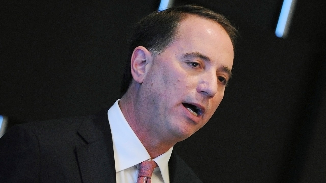 Jefferies CEO Rich Handler cashes in more than $65M in stock to buy ...