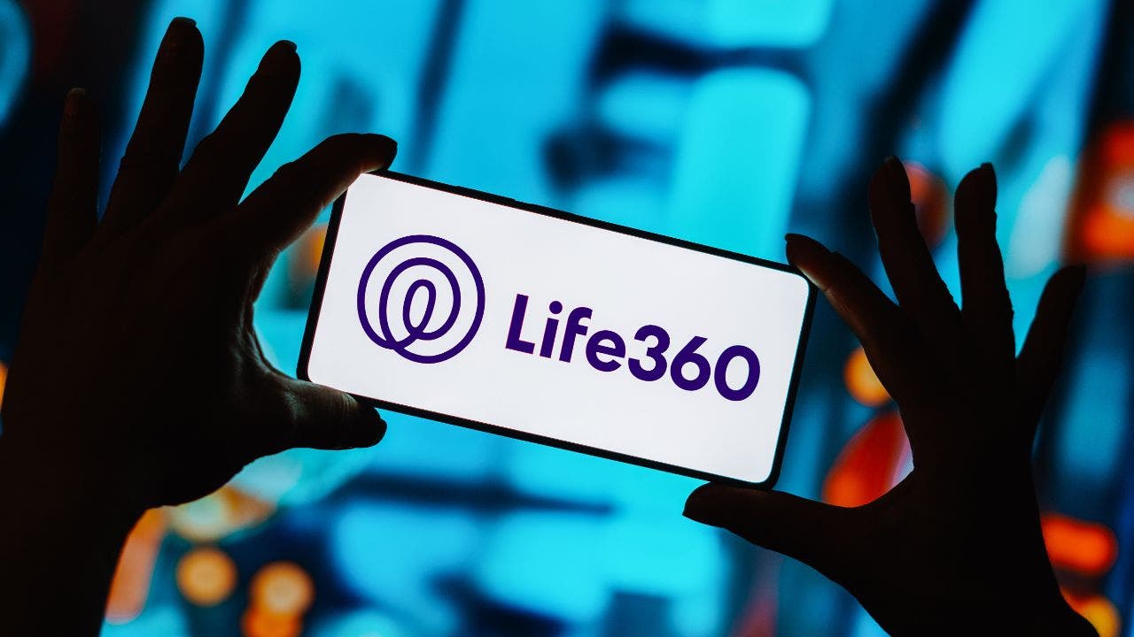 Life360 goes public | Fox Business