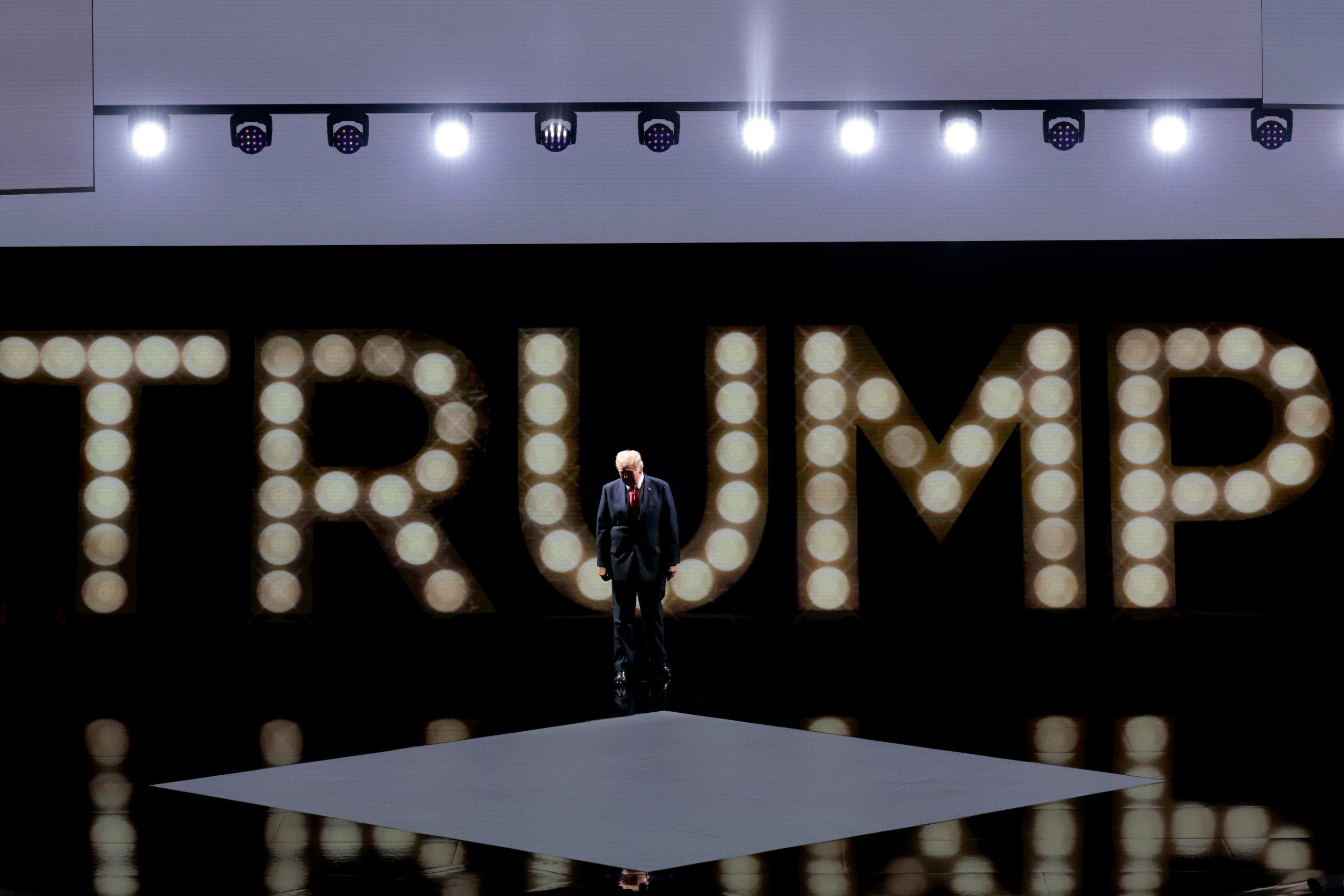 Trump gets backing from major Silicon Valley billionaires | Fox Business