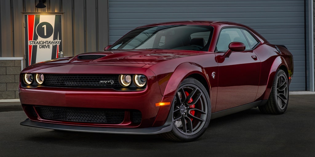Dodge Hellcat Fat Cat 2019 Dodge Challenger First Drive Review: Meet