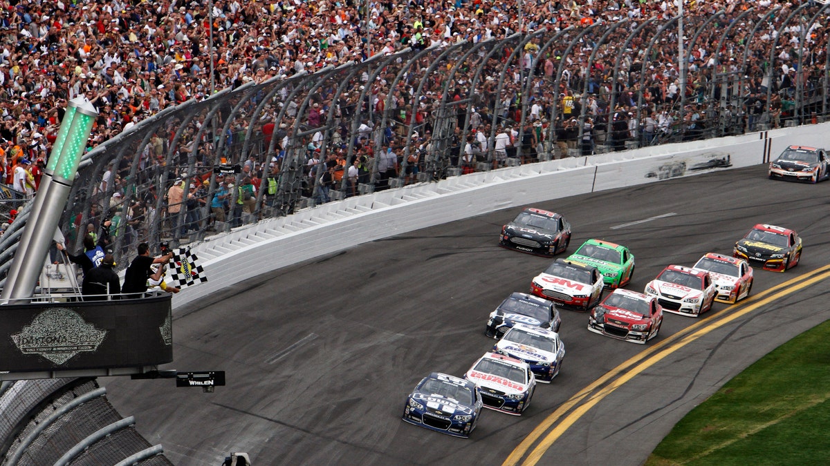 Mark Martin nearly had rapper 50 Cent going by 55 Cent with Daytona 500 ...