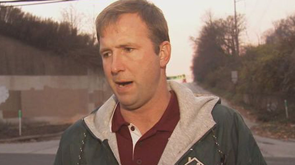 Pennsylvania man gives anti-cop graffiti the brush-off | Fox News