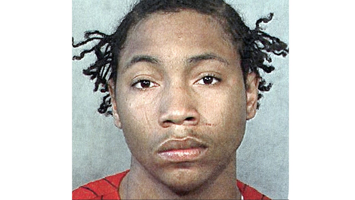 Latina Correctional Officer Faces Jail for Carrying Cop Killer’s Baby ...