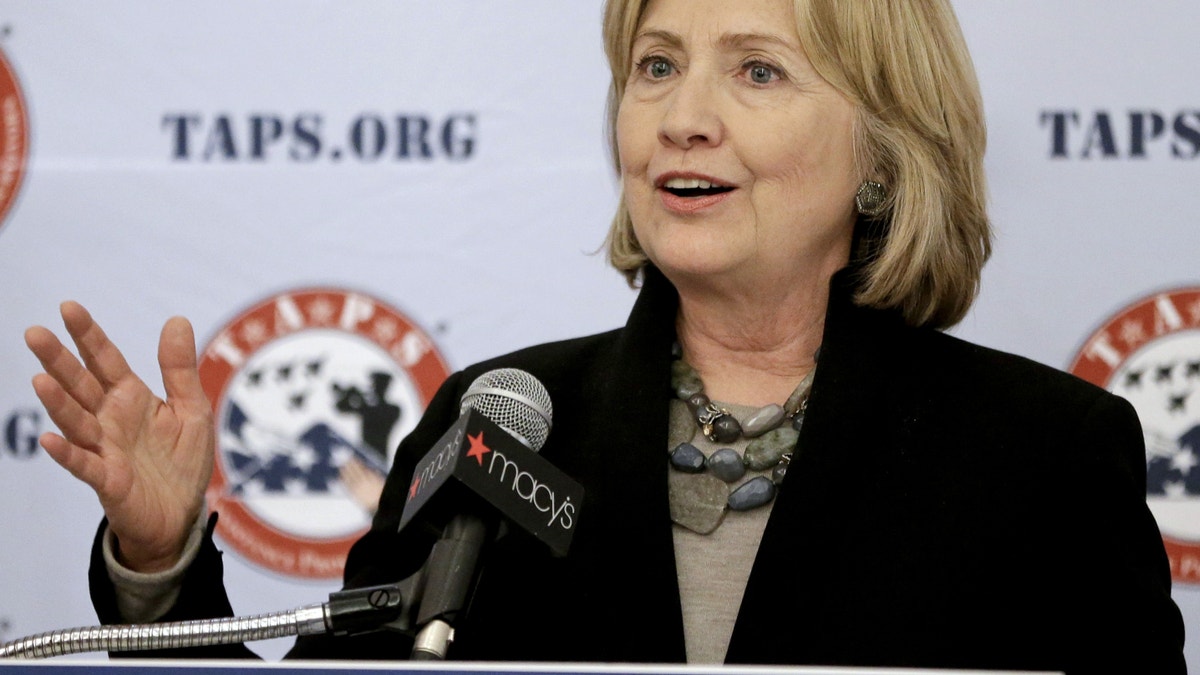 Hillary Clinton Raises 1m For Dem Florida Gov Candidate Crist At