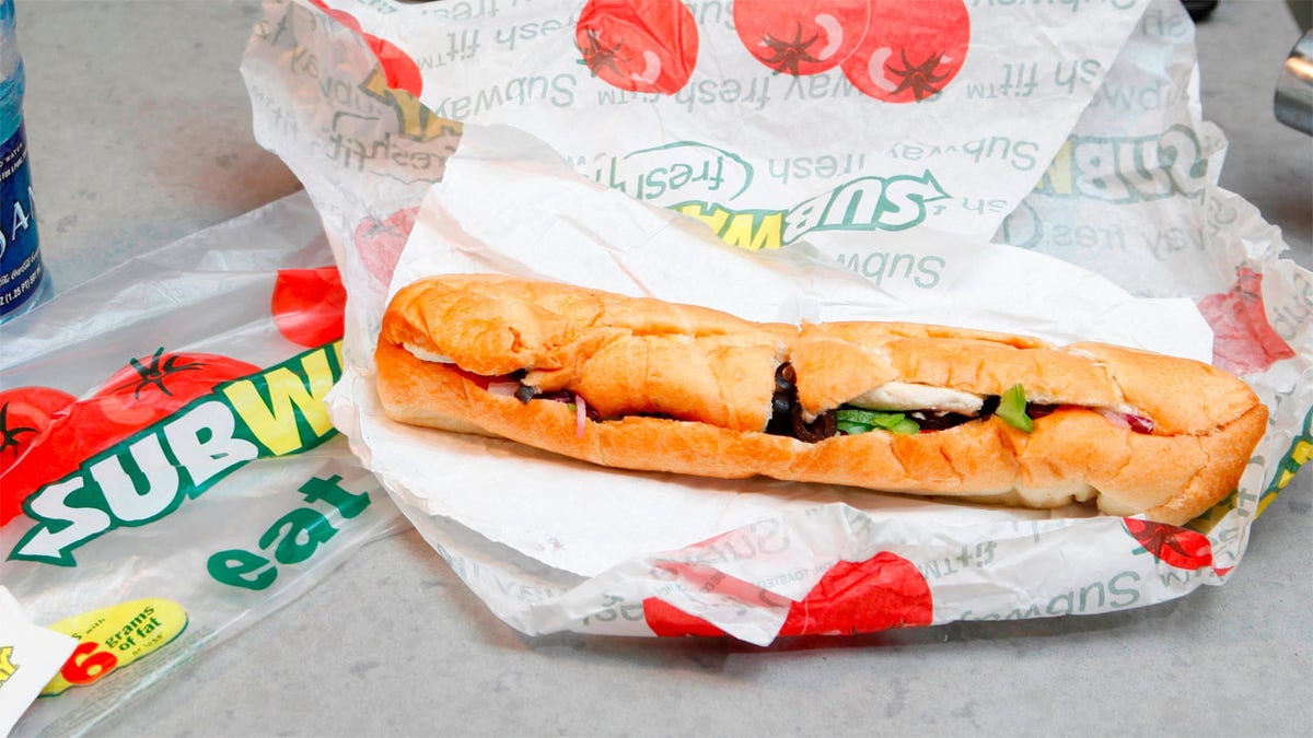 Subway to ensure 'Footlongs' measure up after lawsuit | Fox News