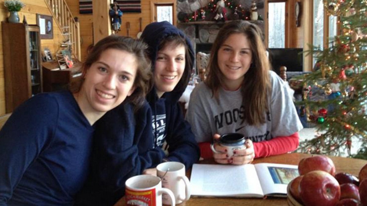 3 sisters found alive after disappearing during Wyoming hike | Fox News