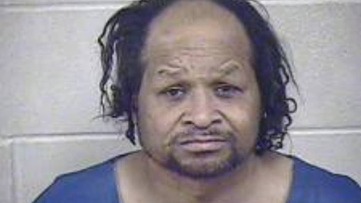 Man accused of beating mother with skillet on Thanksgiving, saying she ...