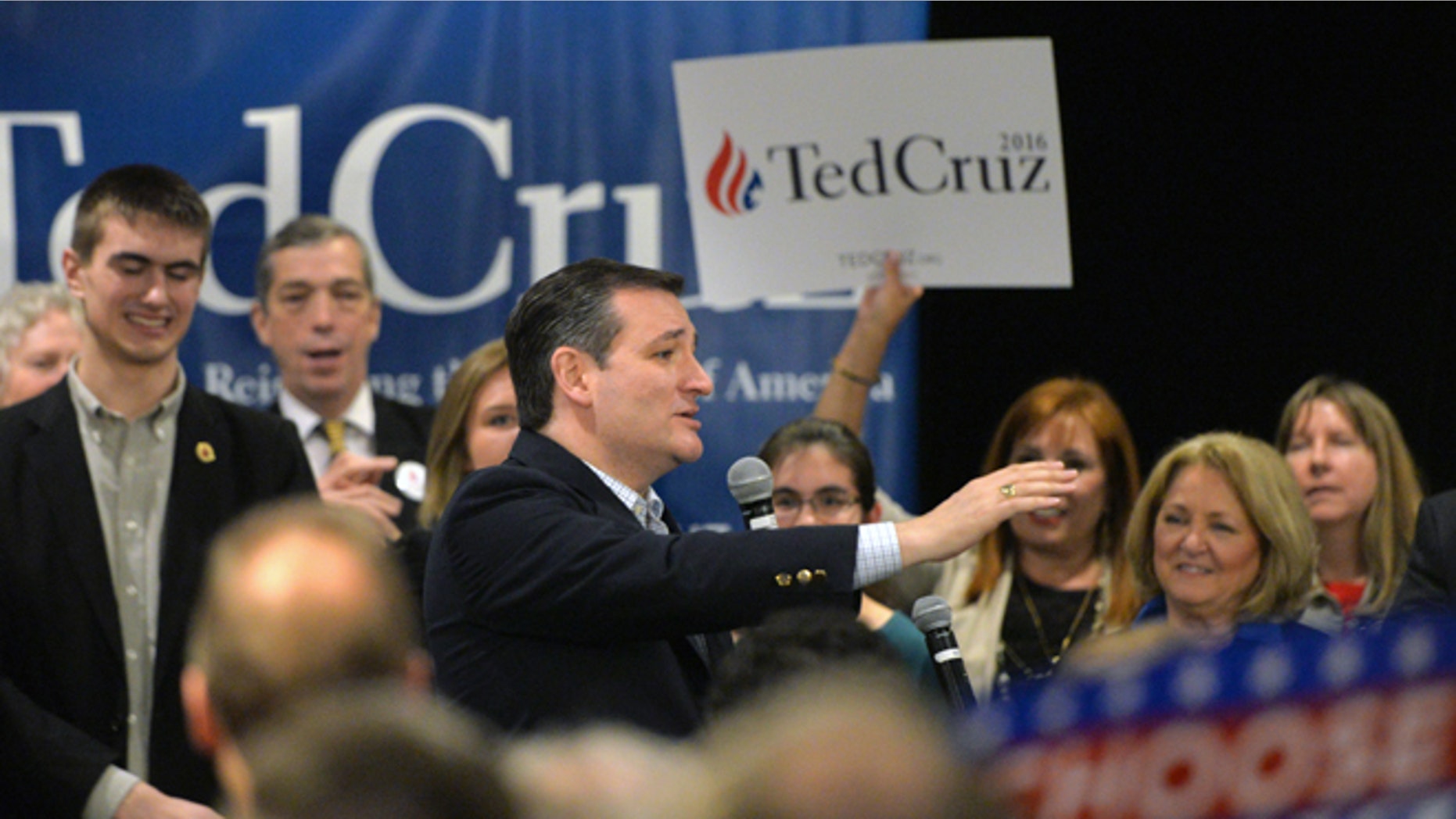 Ted Cruz tells Michigan voters he's the only GOP candidate who can stop ...
