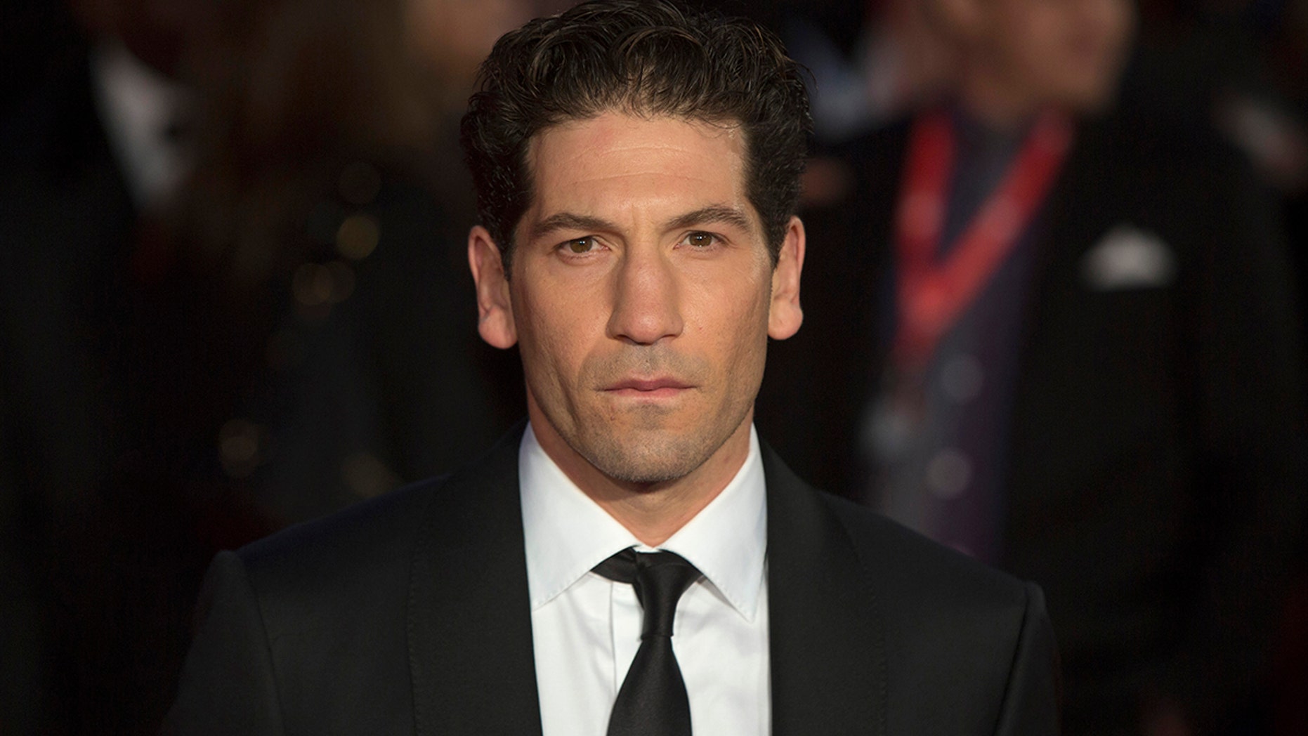 Jon Bernthal has blunt response to alt-right fans of 'The Punisher ...