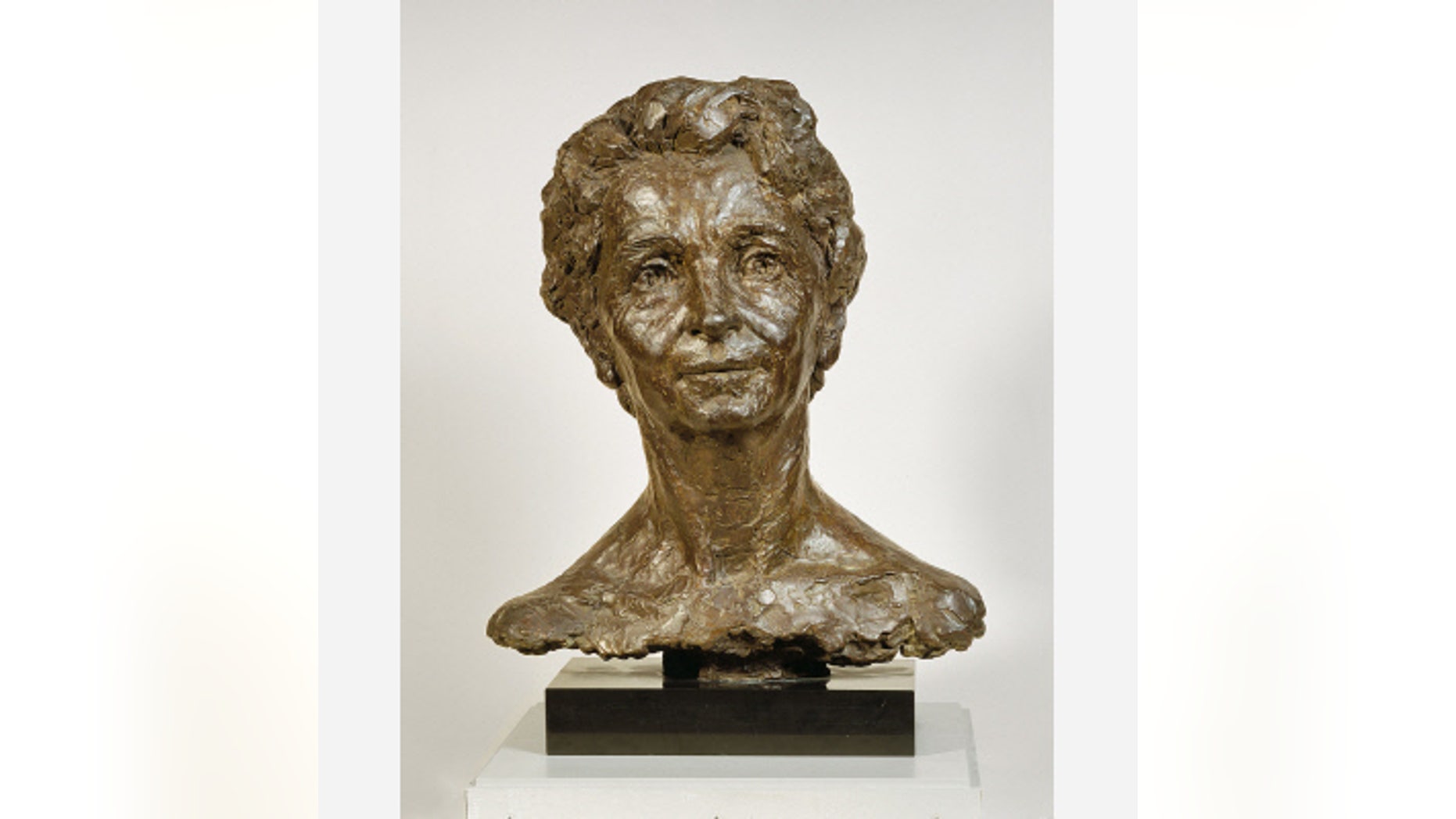 Anti-abortion groups demand Portrait Gallery remove Planned Parenthood founder bust | Fox News