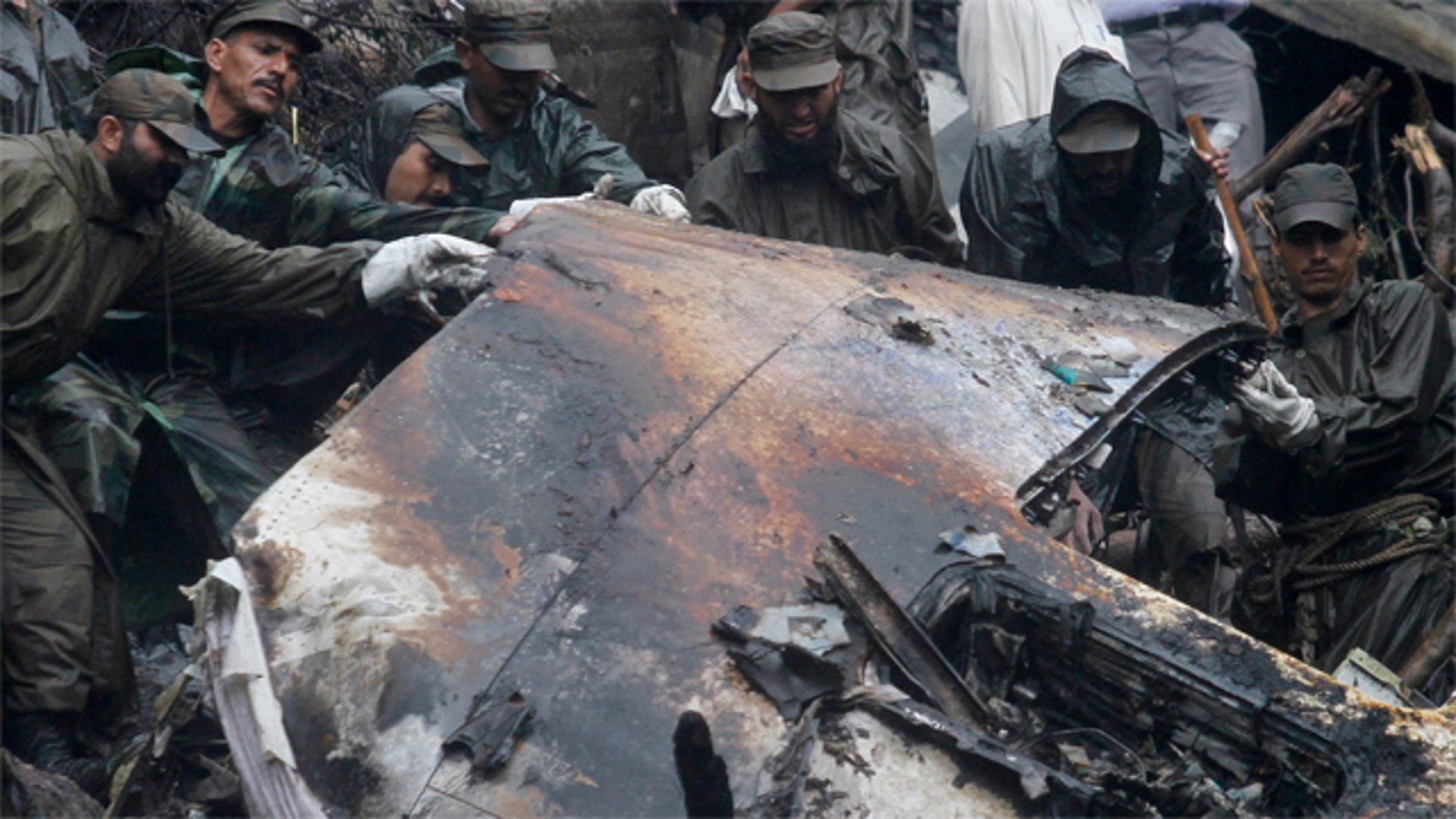 Plane Crash in Pakistan Kills All 152 Aboard | Fox News