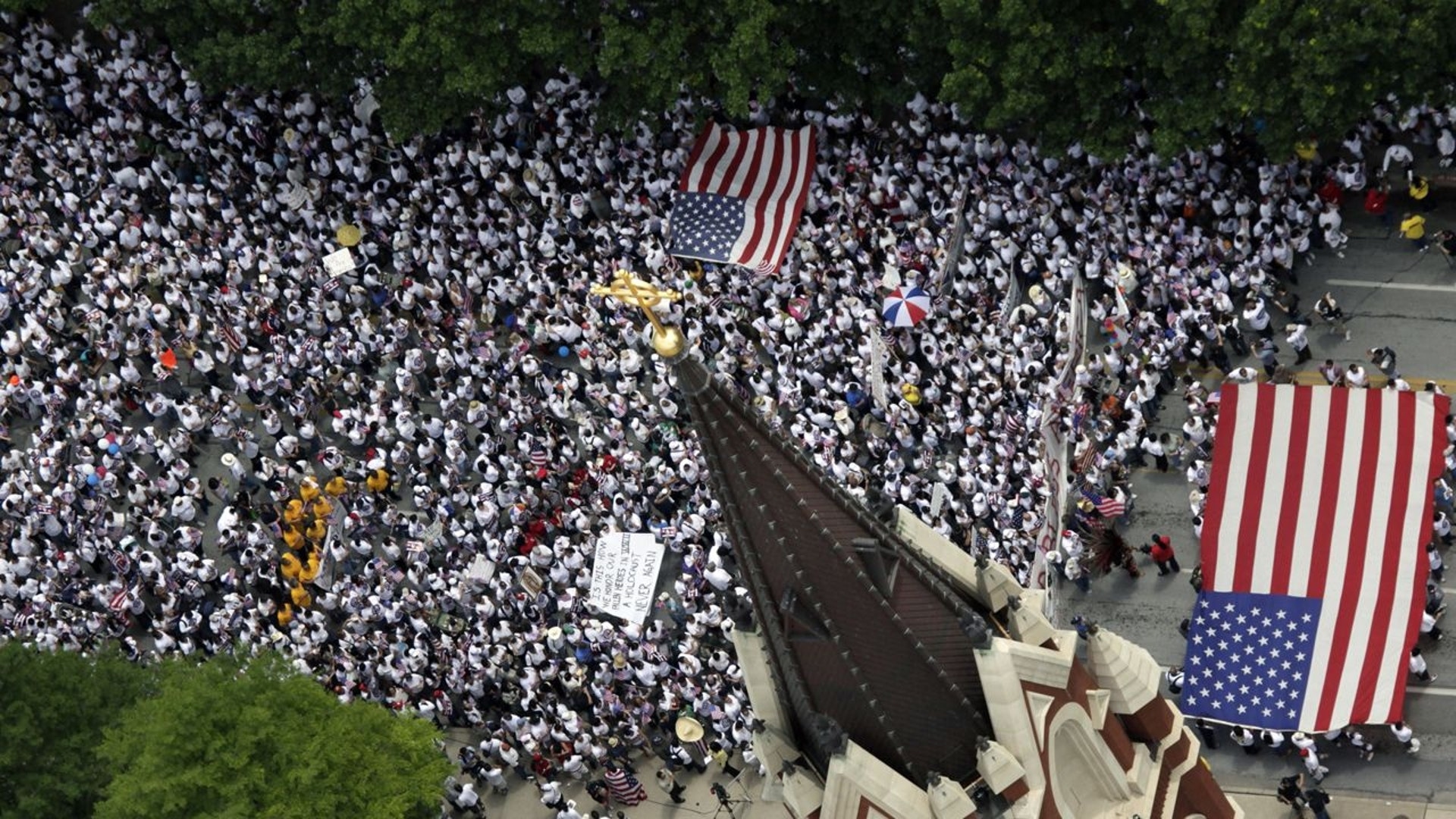 Immigrants' Rights Activists Take to the Streets on May 1 | Fox News