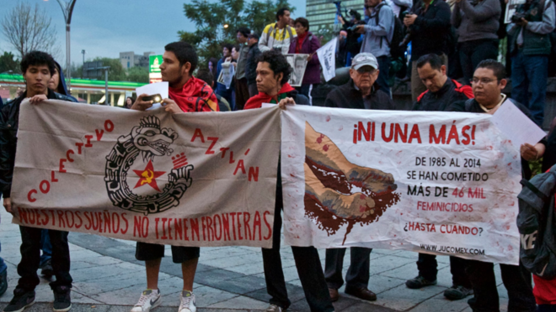 In Mexico City, a day of protest, a night of unrest over 43 missing ...