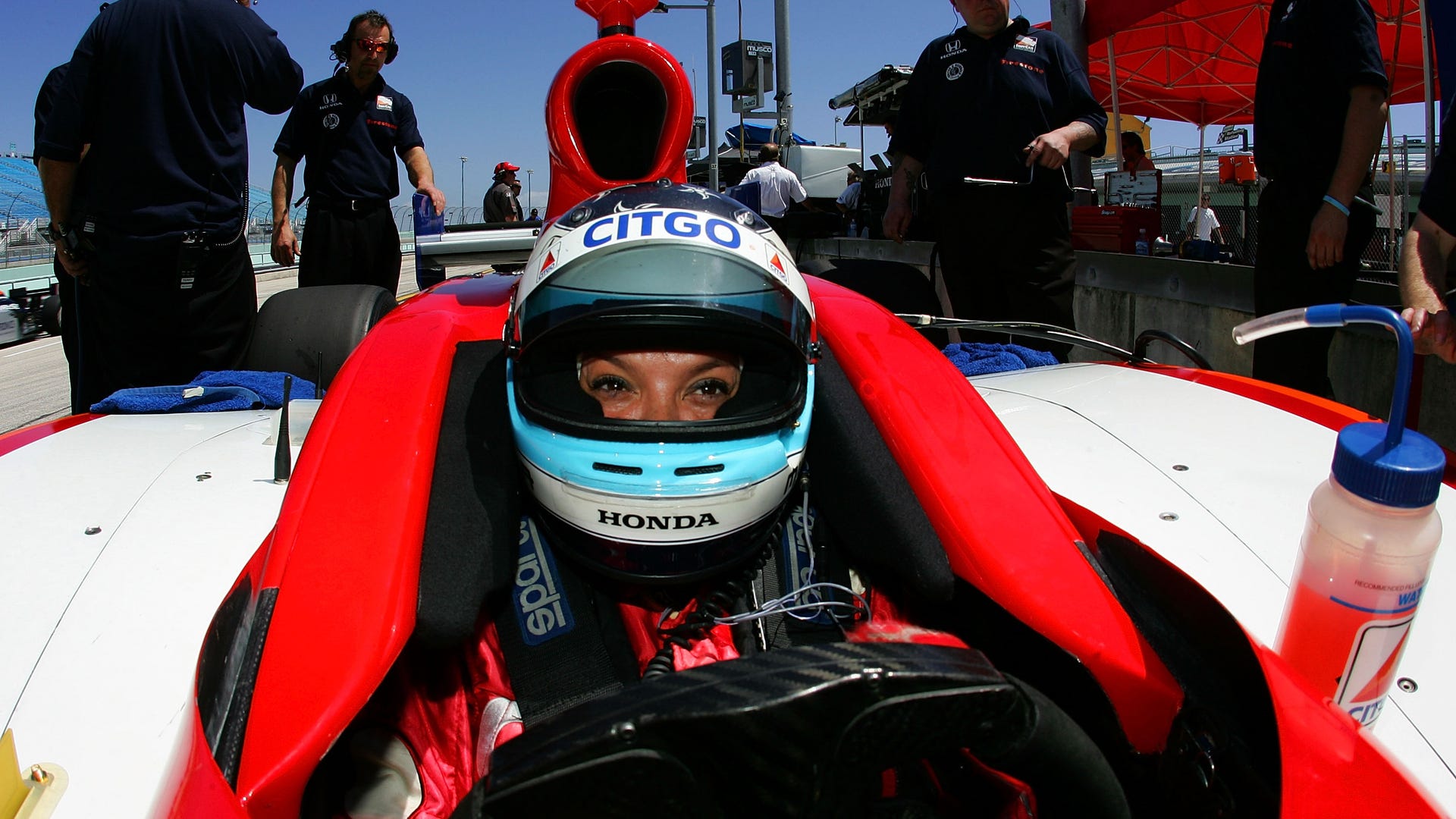 Beauty On Wheels: Meet Race Car Driver Milka Duno | Fox News