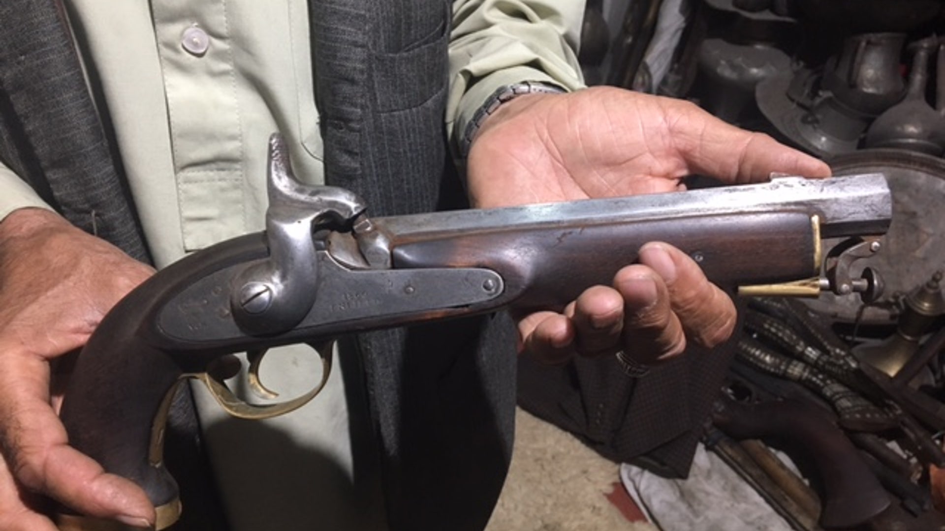 Antique gun store in Afghanistan | Fox News