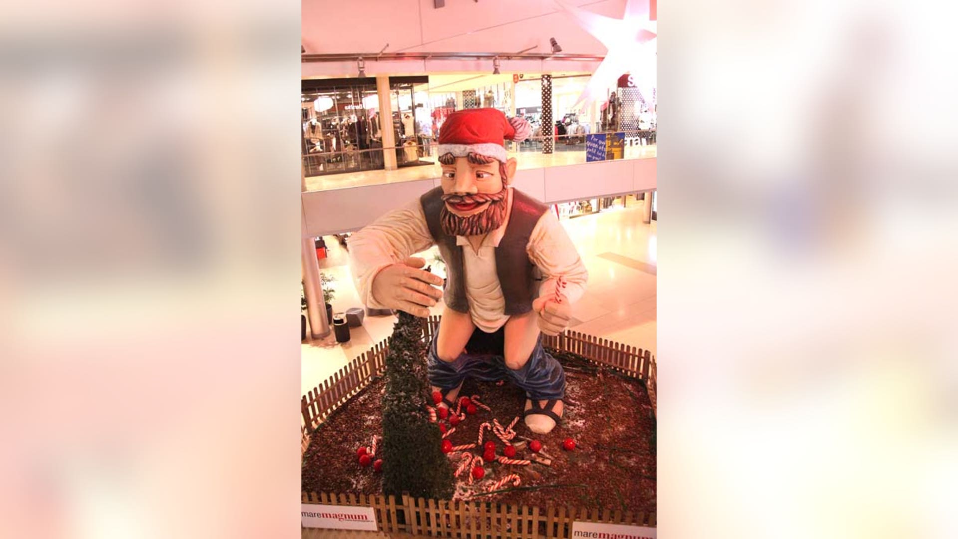 Huge Crapper in Spain Represents Nativity, Fertilization of Earth | Fox ...