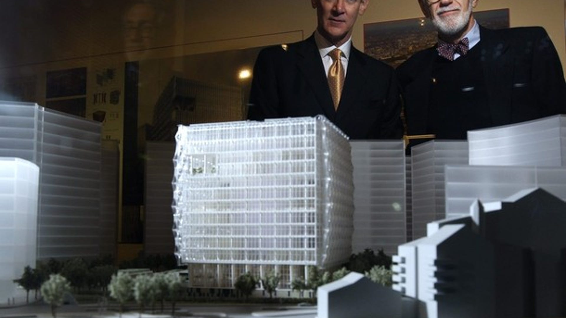 An Extravagant New Embassy in London | Fox News