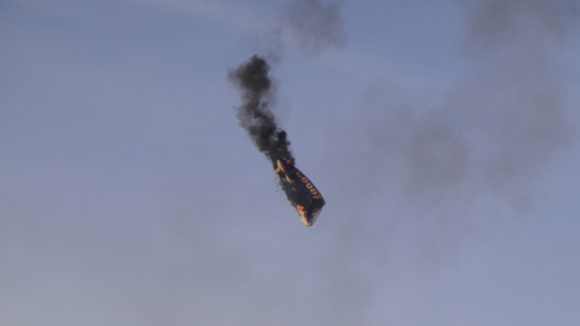 Hero Blimp Pilot Dies in Crash | Fox News