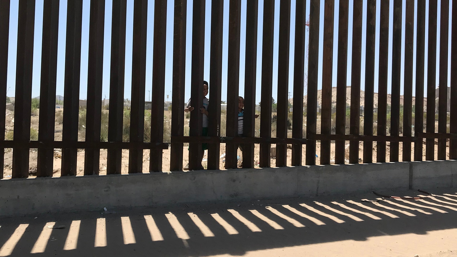 Border fence construction underway in New Mexico | Fox News