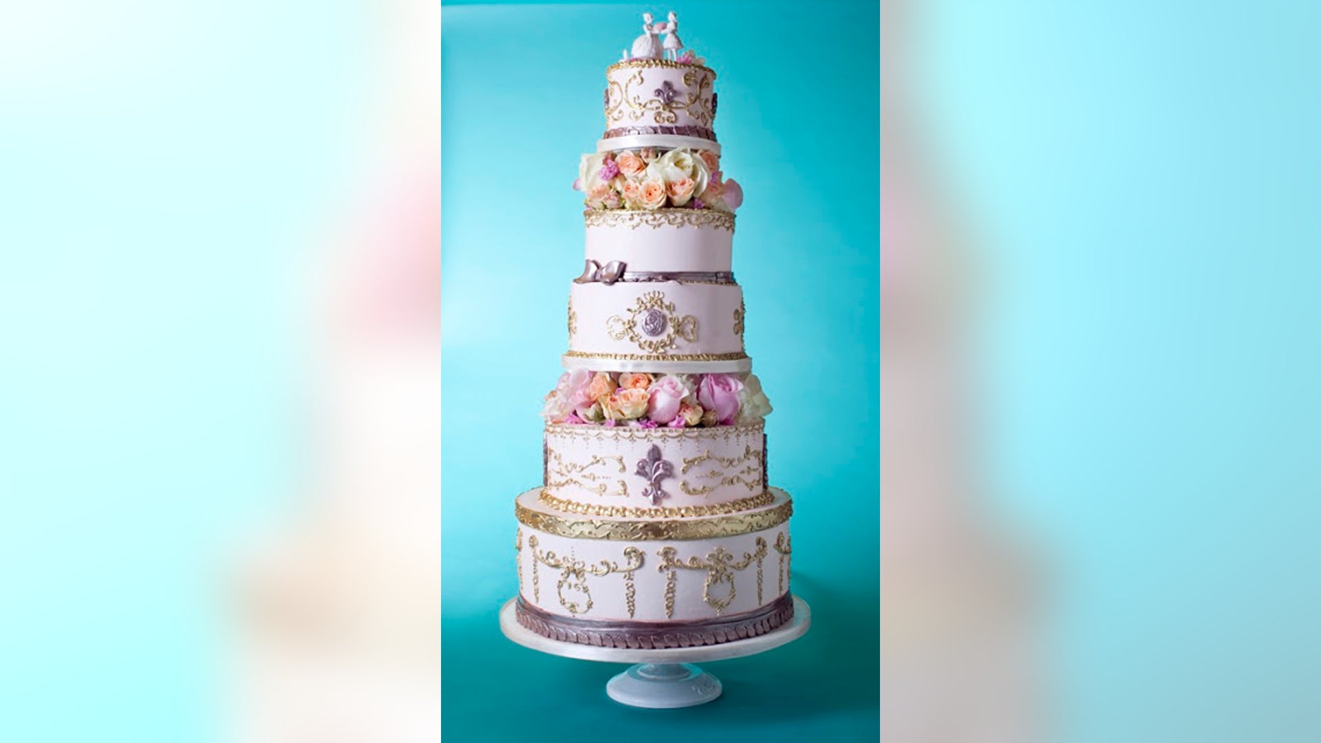 Most outrageous wedding cakes | Fox News