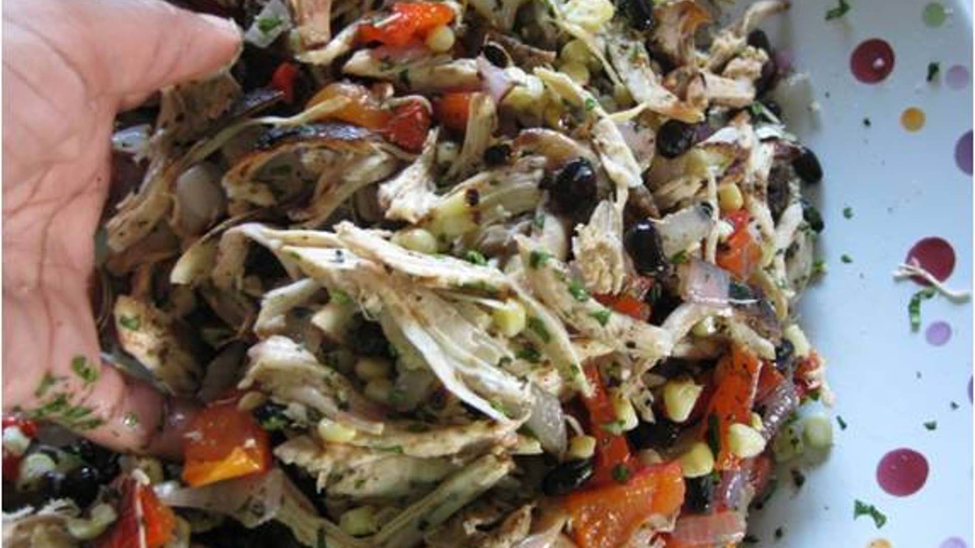 Peruvian Chicken Salad with Grilled Veggies | Fox News