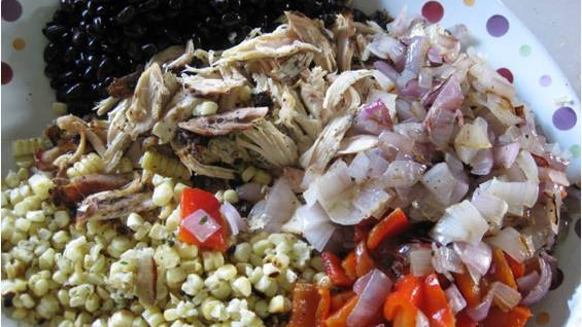 Peruvian Chicken Salad with Grilled Veggies | Fox News