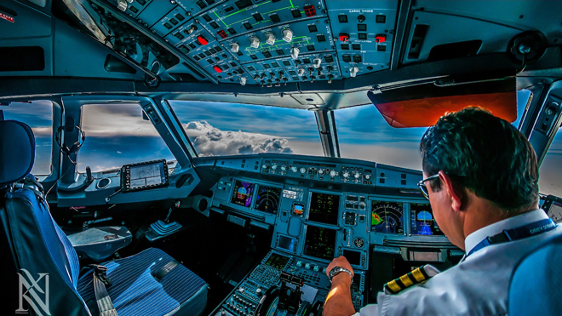 Pilot snaps stunning shots from cockpit | Fox News