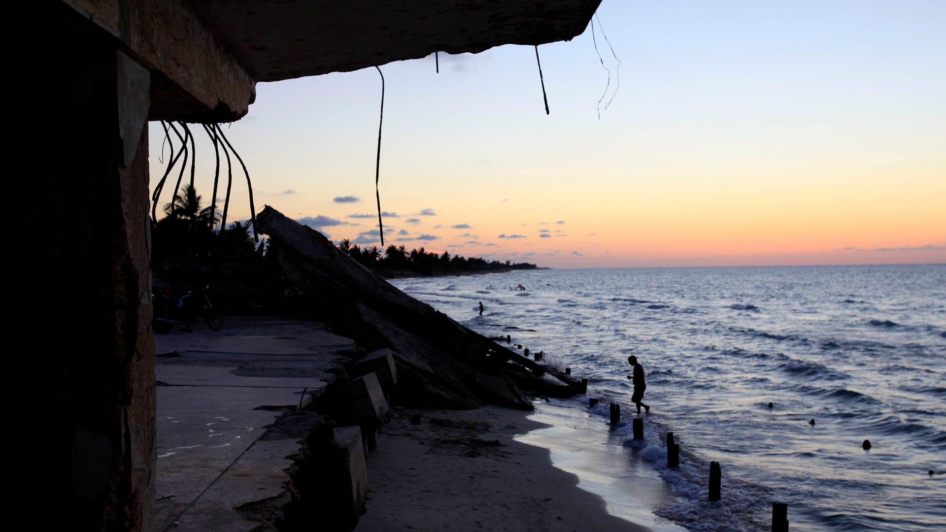 Cuba's Beaches Threatened By Rising Sea Levels | Fox News