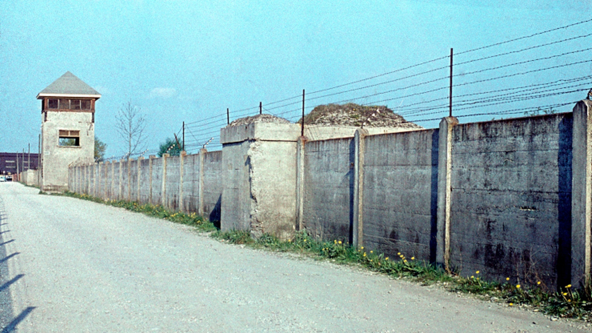 Ghosts in the sun: Hitler’s personal photographer at Dachau, 1950 | Fox ...