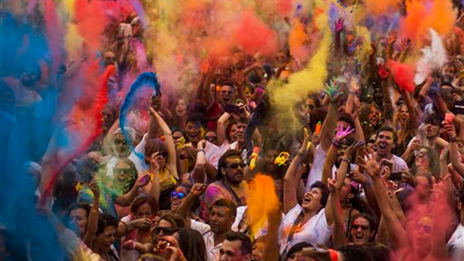Madrid Explodes With Color In Holi Festival | Fox News
