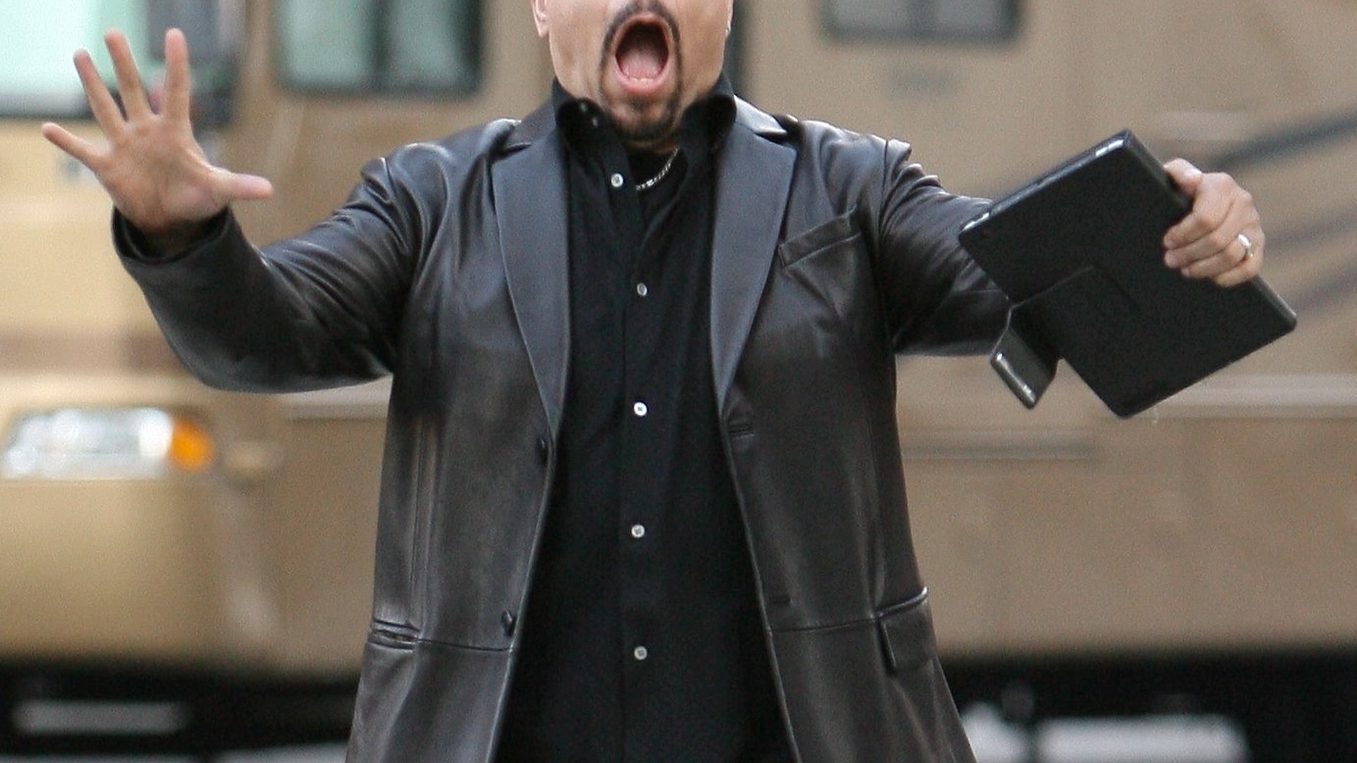 Stars making silly faces | Fox News