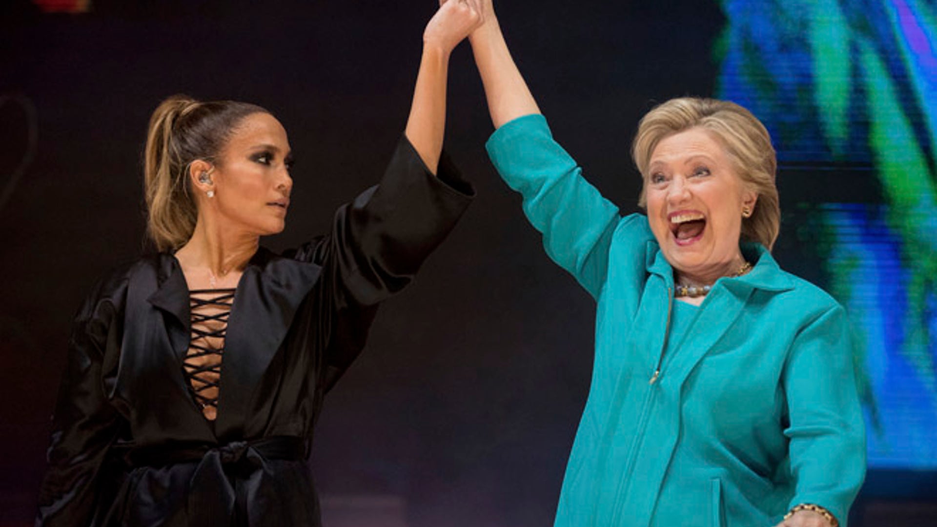 In pictures: Jennifer Lopez, Marc Anthony 'get loud' for Hillary ...