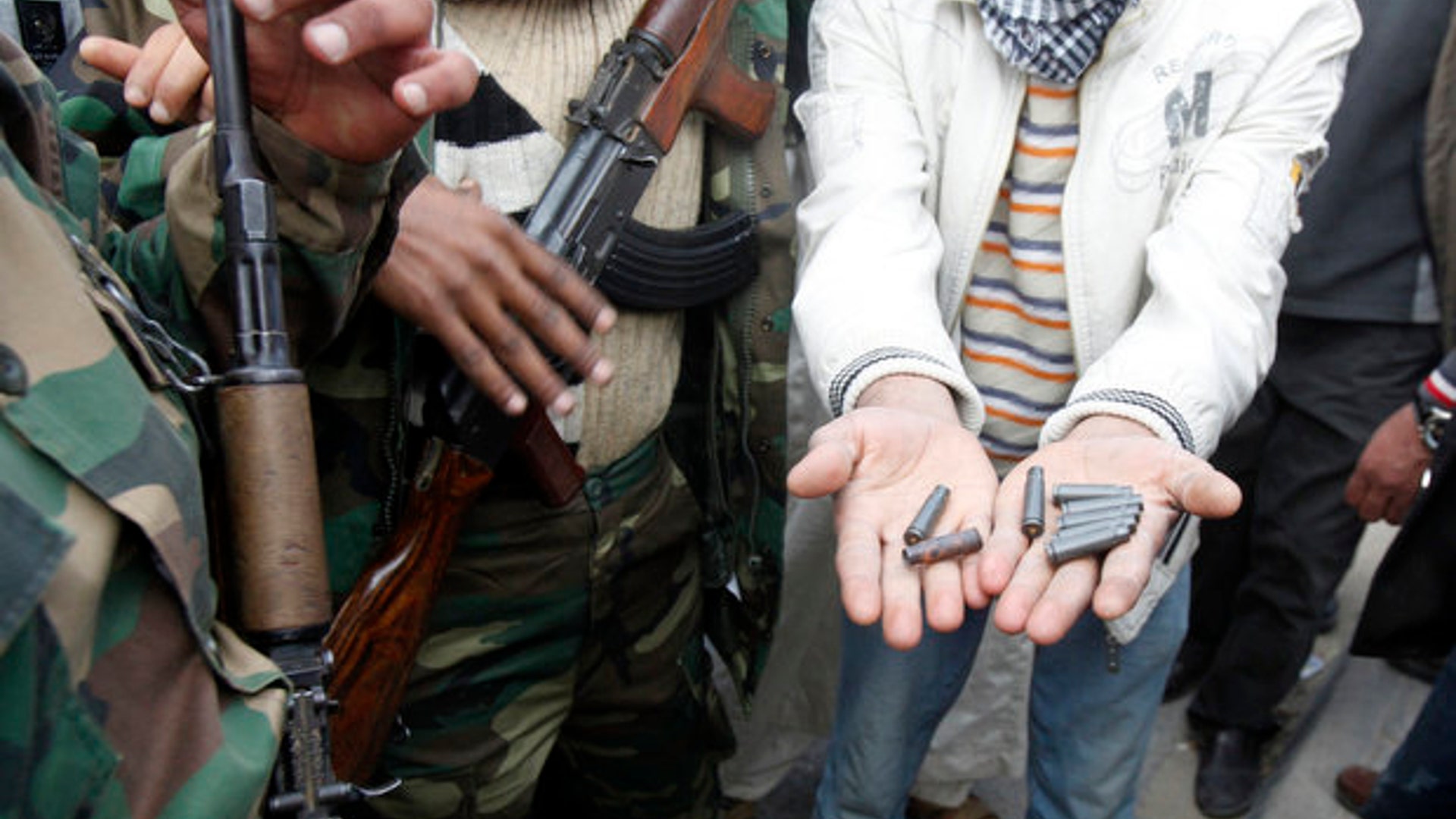 Libya's Ground Attack: Chemical Weapons, Soviet Tanks and Rifles | Fox News